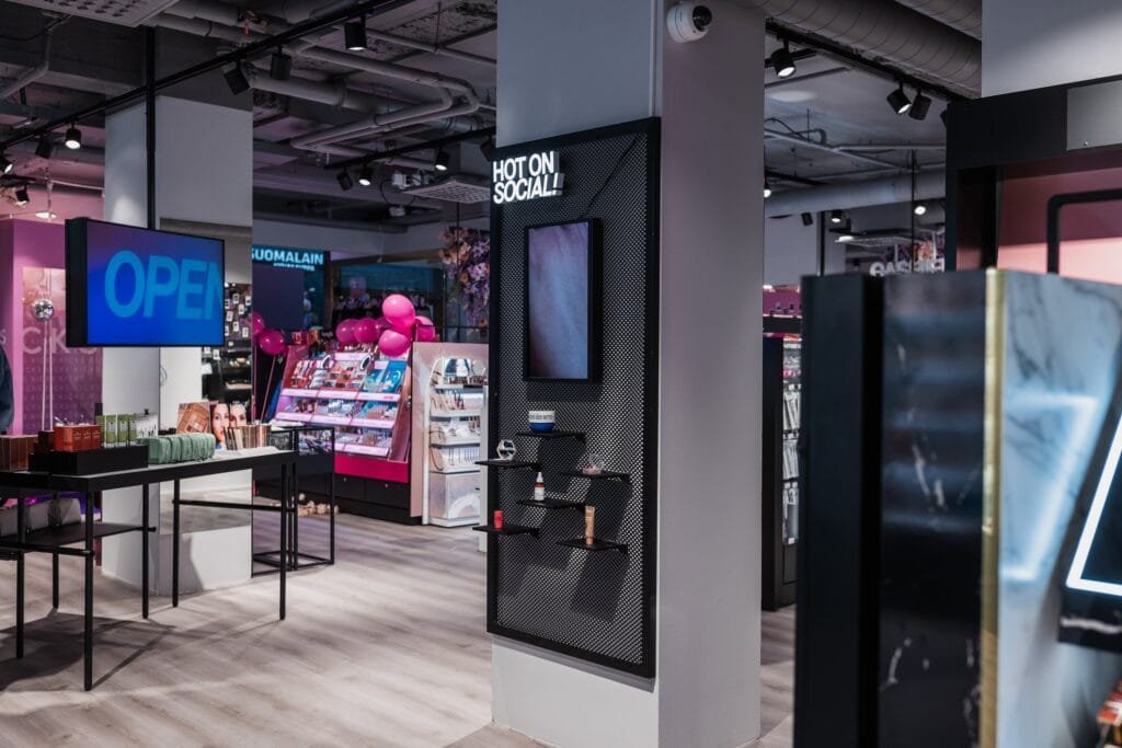 KICKS accelererar expansionen i Finland | IT-Retail.se